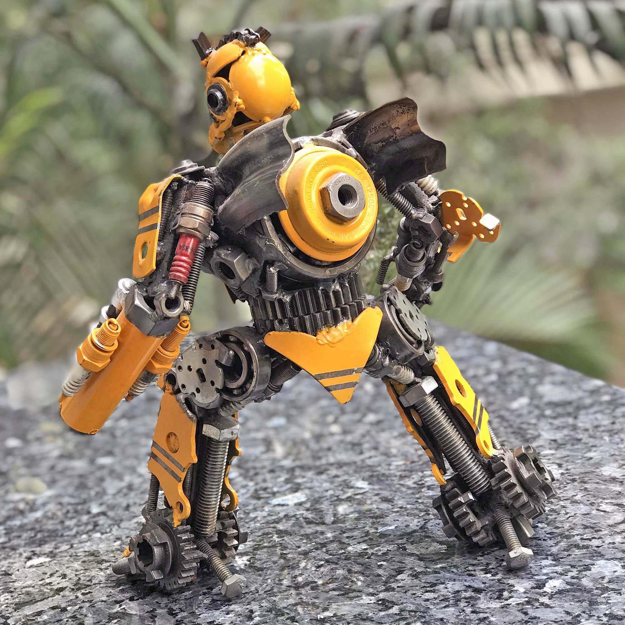 Bumblebee Mini Metal Sculpture - Autobots Transformer