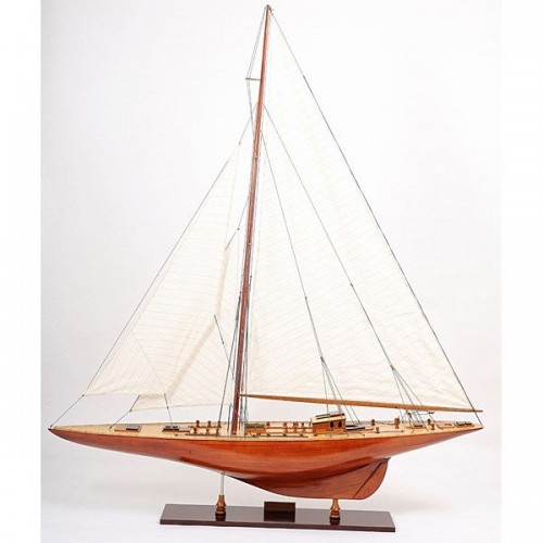 Endeavour 40 | Yacht Sail Boats Sloop Wooden Model